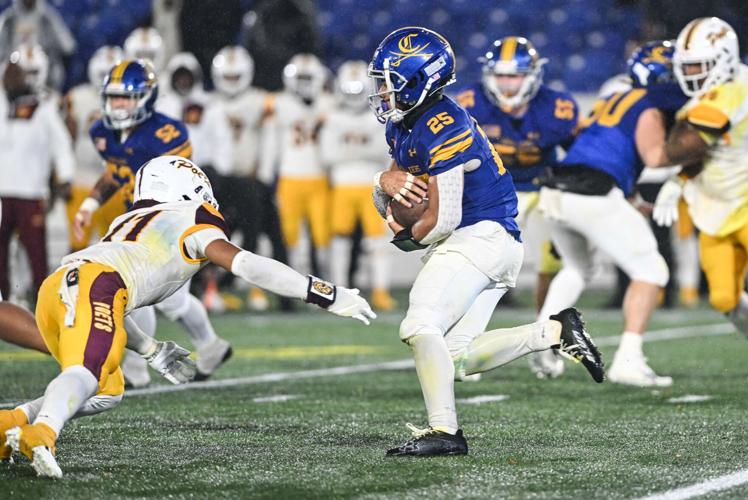 Calvert football shutout in 2A/1A state title | High School | somdnews.com