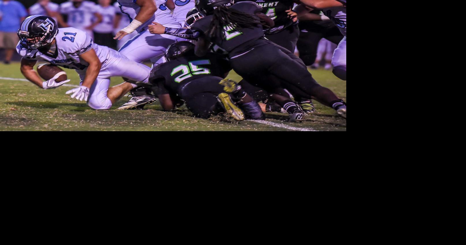 Patuxent football opens with win over Huntingtown | News | somdnews.com