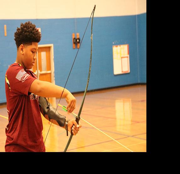 Middle school archers take a bow | Features | somdnews.com