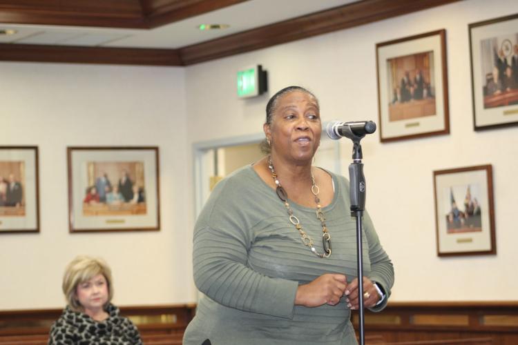 Calvert debates cable franchise agreement | Spotlight | somdnews.com