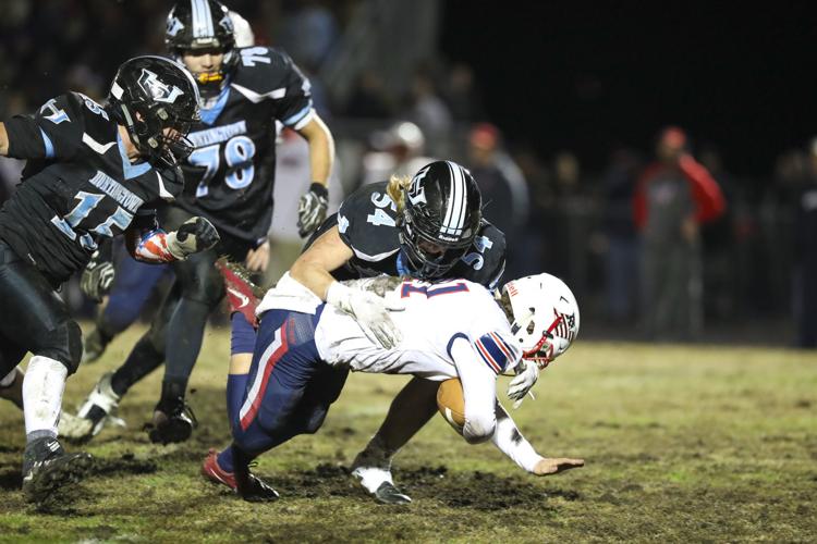 Huntingtown football tops Northern for 3A South Region championship ...