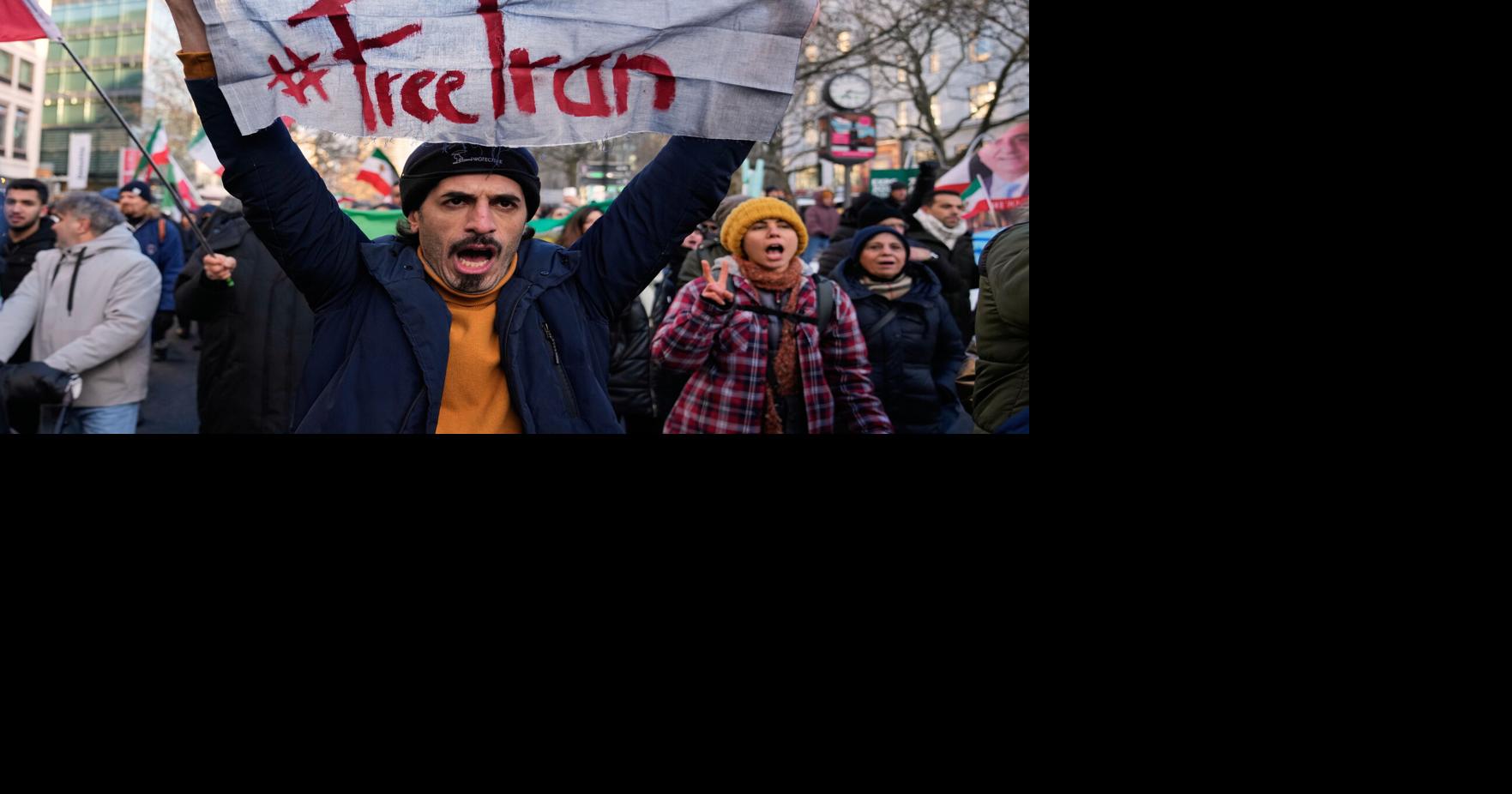 People rally around the world in support of protests in Iran, in photos ...