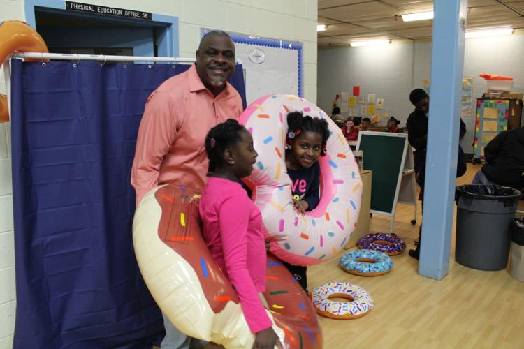 Arthur Middleton Elementary holds first 'Breakfast with My Main Man ...