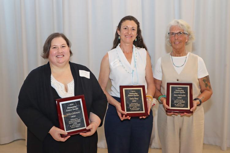 SMECO recognizes outstanding teachers | Briefs | somdnews.com