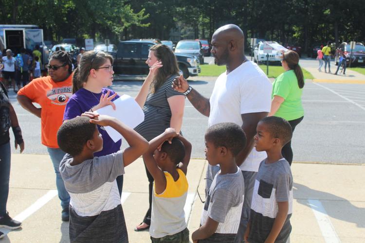 Eva Turner Elementary holds back-to-school, meet-and-greet community ...
