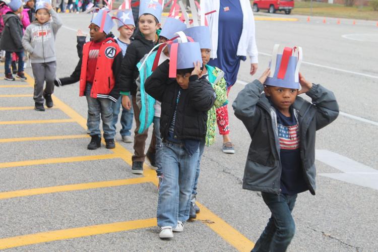Arthur Middleton Elementary holds veterans parade | Local News ...