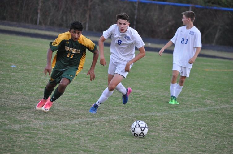 Leonardtown boys soccer rolls past Great Mills | News | somdnews.com