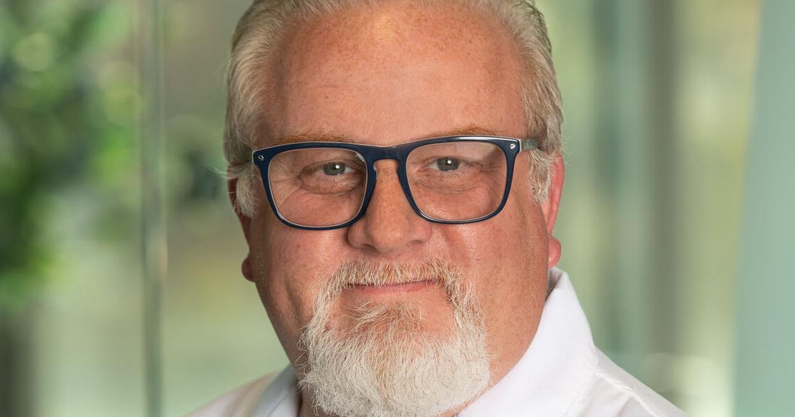 Expert: How to manage chronic back and neck pain | Columns | somdnews.com