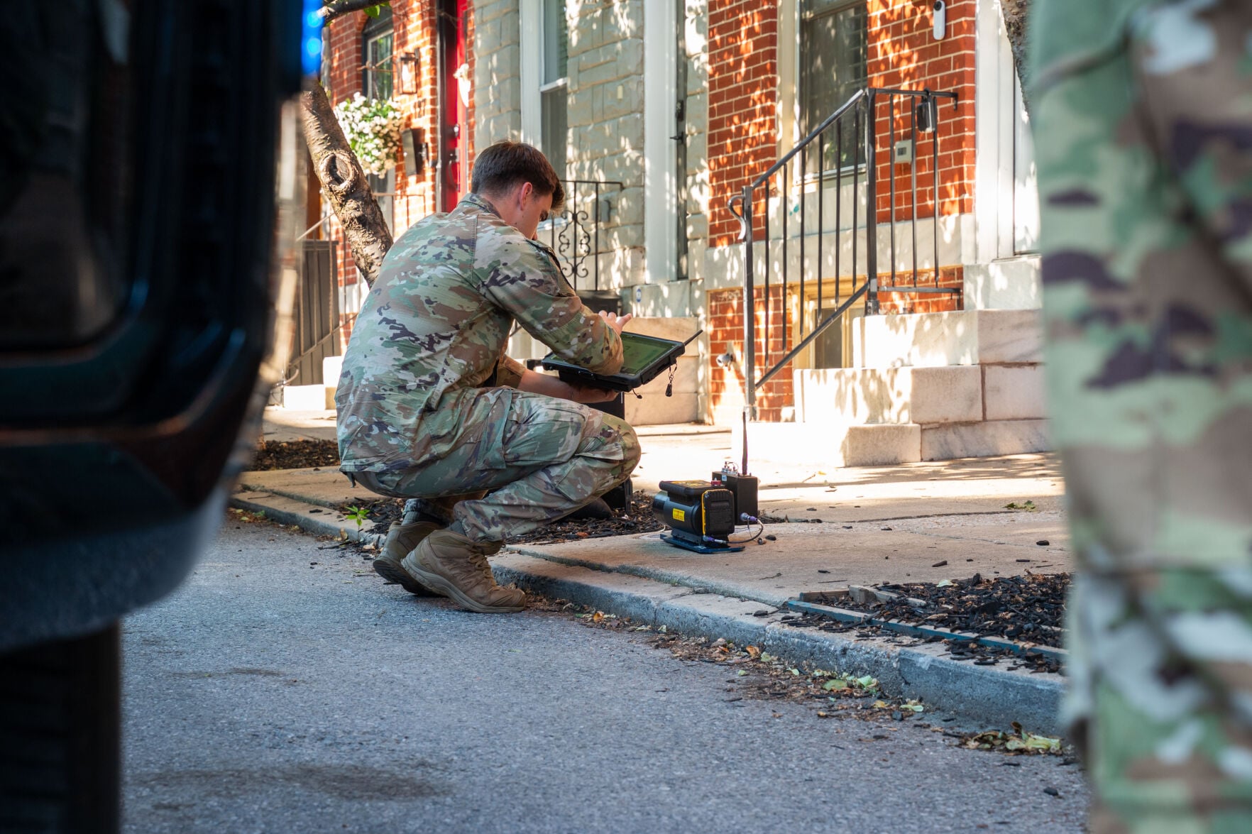 Bomb tech neutralizes Civil War artillery Bomb tech neutralizes Civil ...