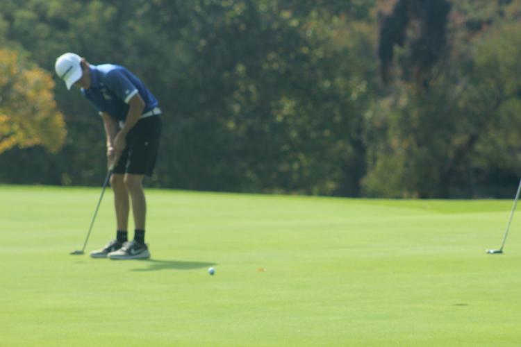 Huntingtown wins district golf title | High School | somdnews.com