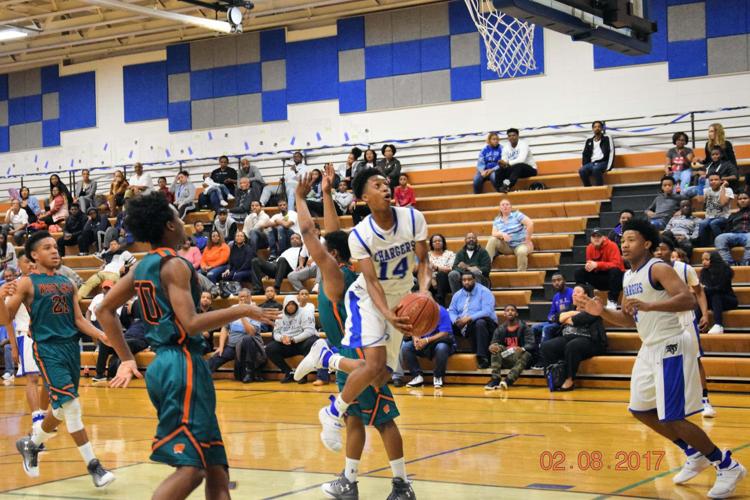 Simmons scores 39 points as Westlake boys basketball tops Lackey | News ...