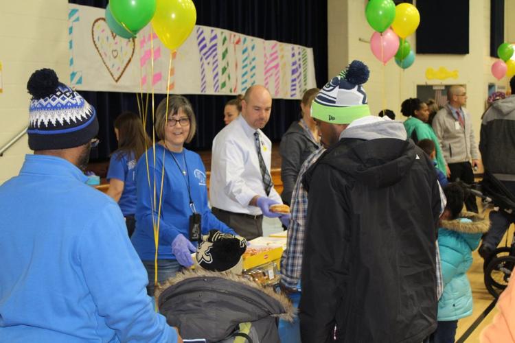 Arthur Middleton Elementary holds first 'Breakfast with My Main Man ...