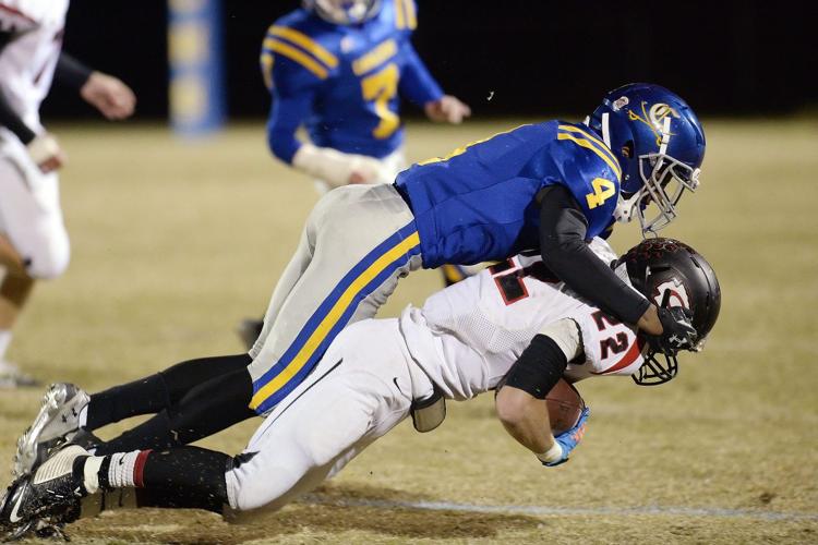 Calvert football concludes season with win | Sports | somdnews.com