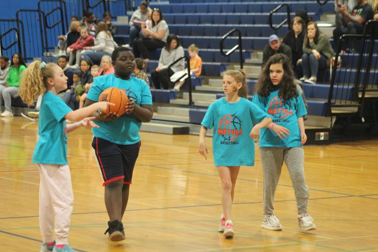 Students with special needs compete in unified sports | High School | somdnews.com