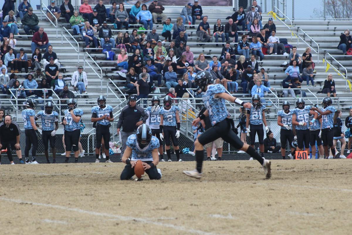 Huntingtown football loses in final minute to St. Charles | Spotlight ...