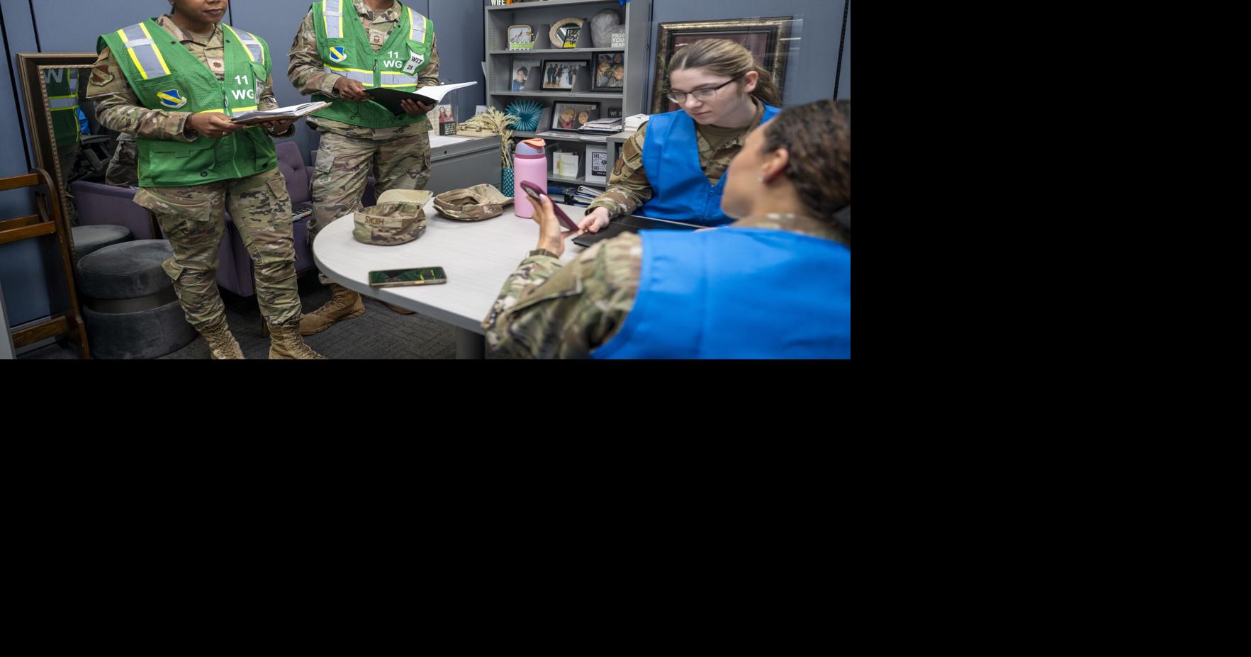 Military Family Readiness Center leads hurricane exercise | | somdnews.com
