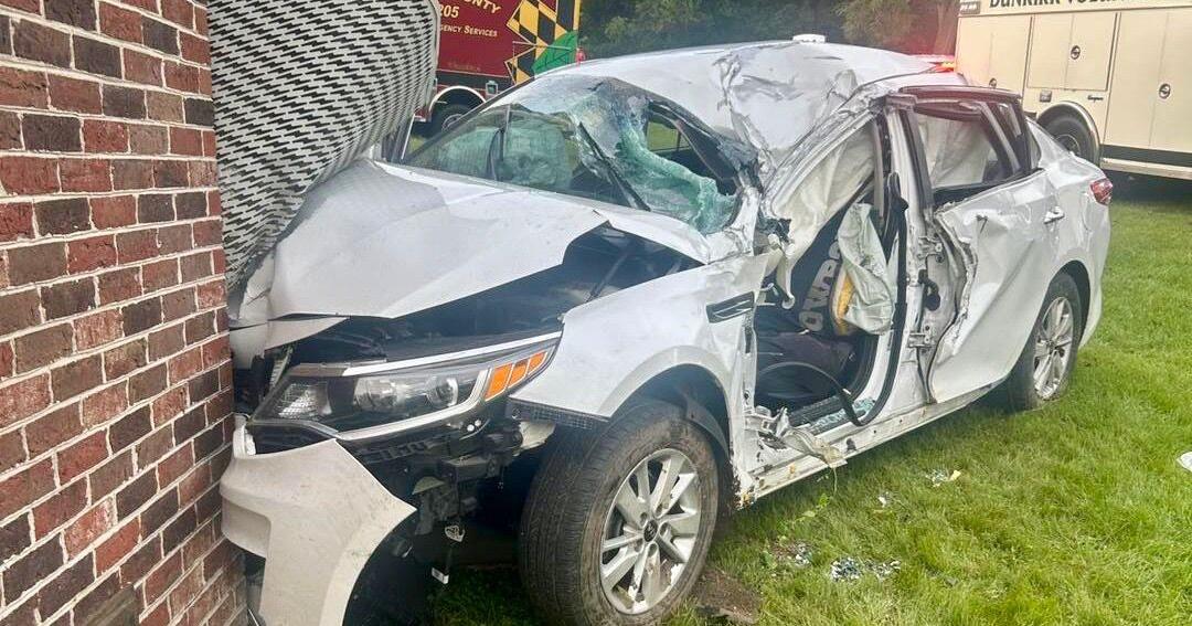 Juveniles injured after chase in Calvert ends with car hitting house ...