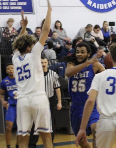 Leonardtown boys basketball tops Calvert | News | somdnews.com
