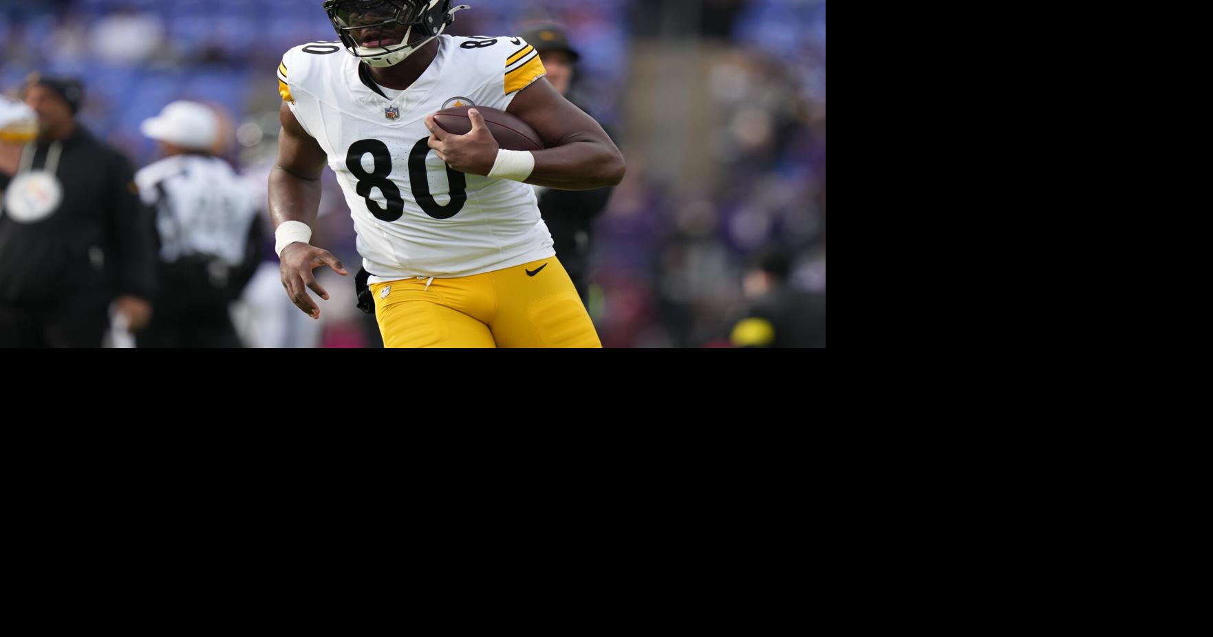 Steelers sign tight end Darnell Washington to a new five-year contract ...