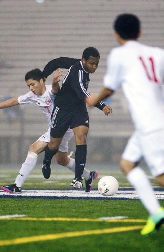 New coach guides Herndon soccer to strong start | Sports | somdnews.com