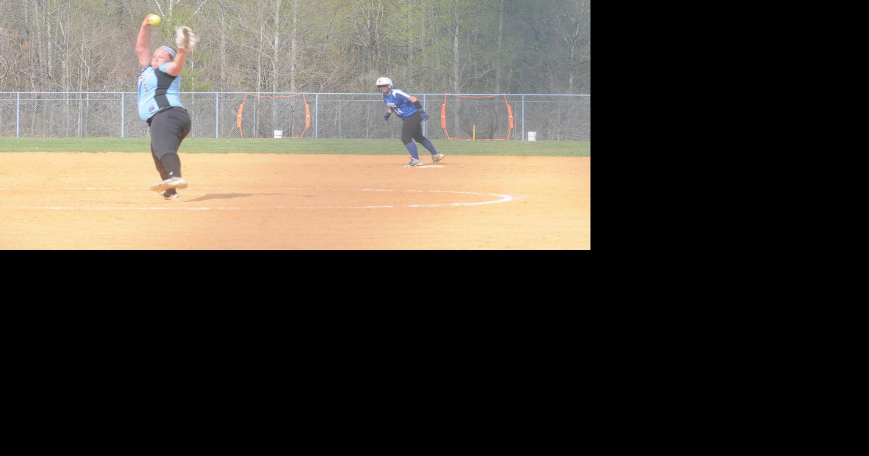 Brooks blast in 8th inning leads Leonardtown softball past Huntingtown ...