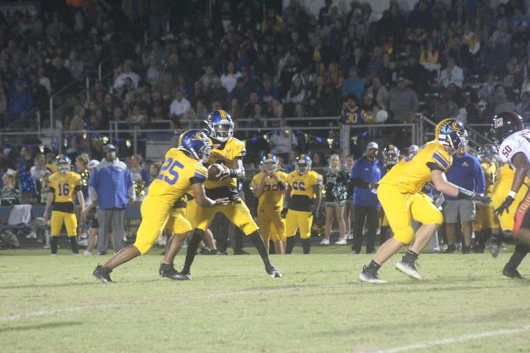 North Point football tops Calvert | High School | somdnews.com