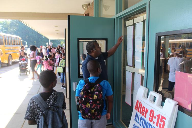 Arthur Middleton Elementary welcomes back students for 2018-19 school ...