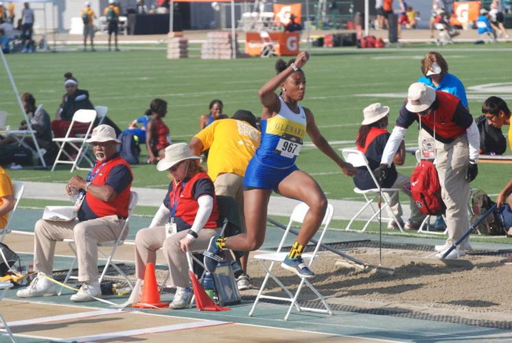 Huntingtown rising senior White wins gold at U.S. Junior Olympics meet ...