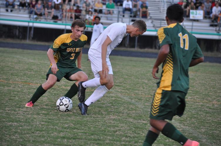 Leonardtown boys soccer rolls past Great Mills | News | somdnews.com