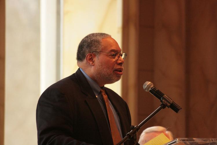 Smithsonian museum director commemorates African American contributions ...