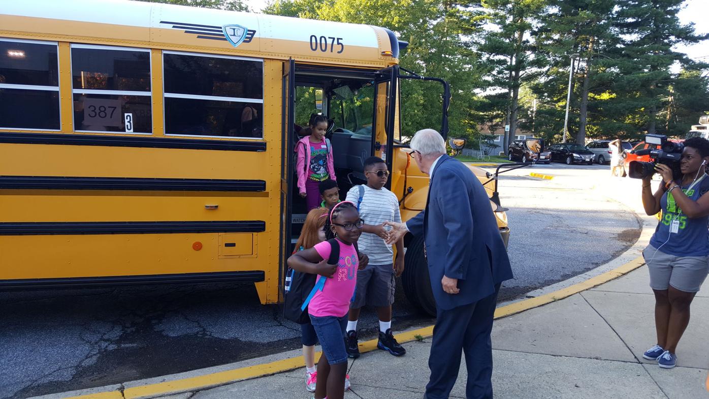 Pointer Ridge Elementary School kicks off school year with backpack ...