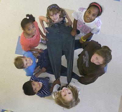 Students donate jeans to set world record | Archives | somdnews.com