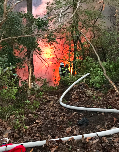 RV strikes propane tank, causing explosion and injuring one in Lusby ...