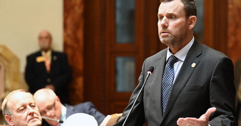 Runway project at Bluegrass Station loses key support after local ...