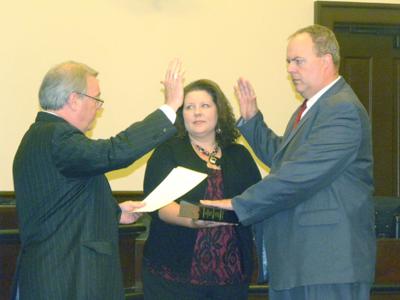 Vanover sworn in as family court judge | Local News | somerset-kentucky.com