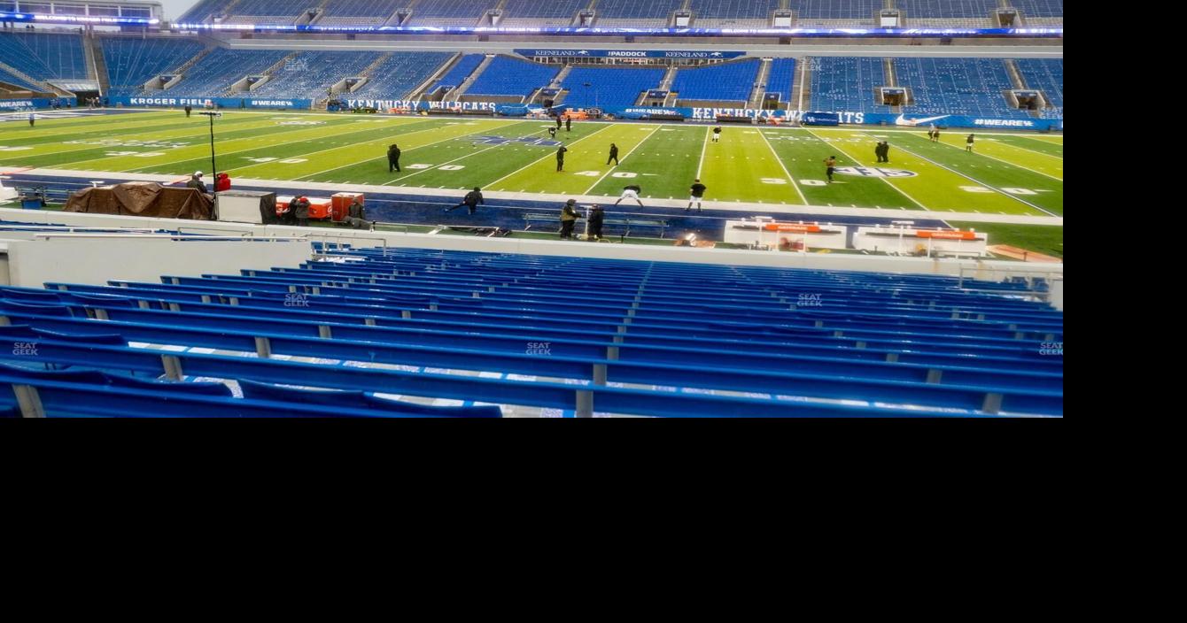 Mark Stoops says UK will turn lights on at Kroger Field to honor Andrew ...