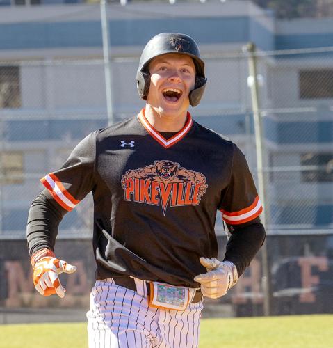 Noah Helton wins Bear Awards | Sports | somerset-kentucky.com