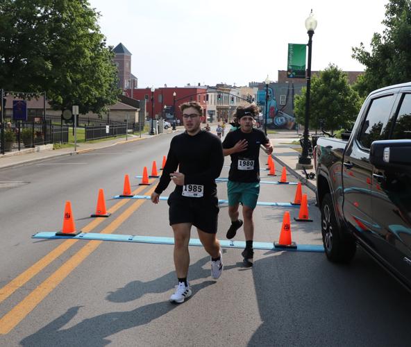 Lickety Split 350-yard dash brings a-peel to downtown Somerset | News ...