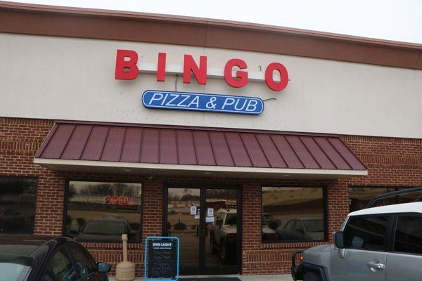 Burnside Bingo and Pub scores big with familiar flavors | Local News ...