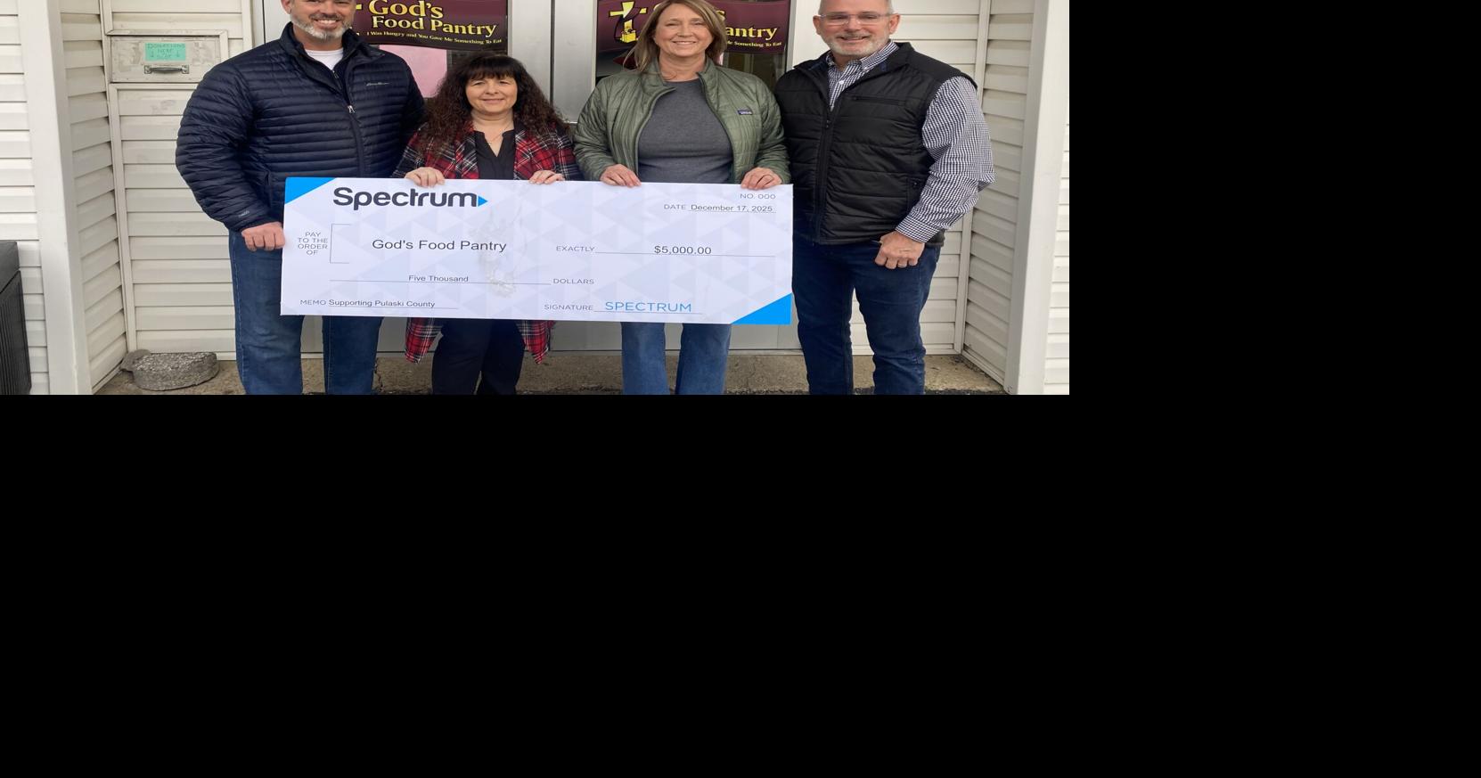 Spectrum gives God's Food Pantry Christmas donation | News | somerset ...