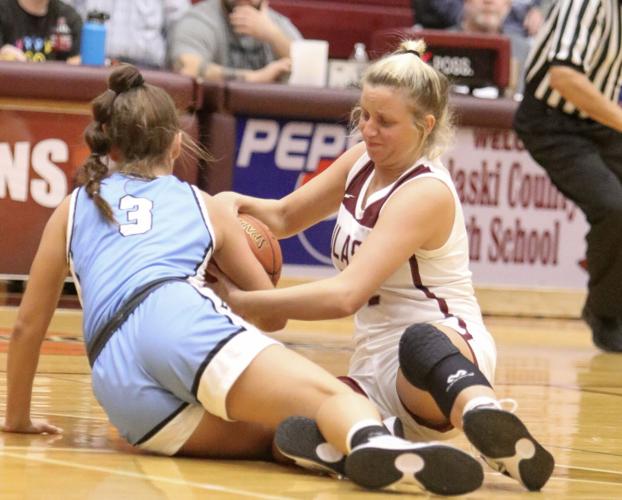 Lady Maroons advance to district championship with wire-to-wire victory ...
