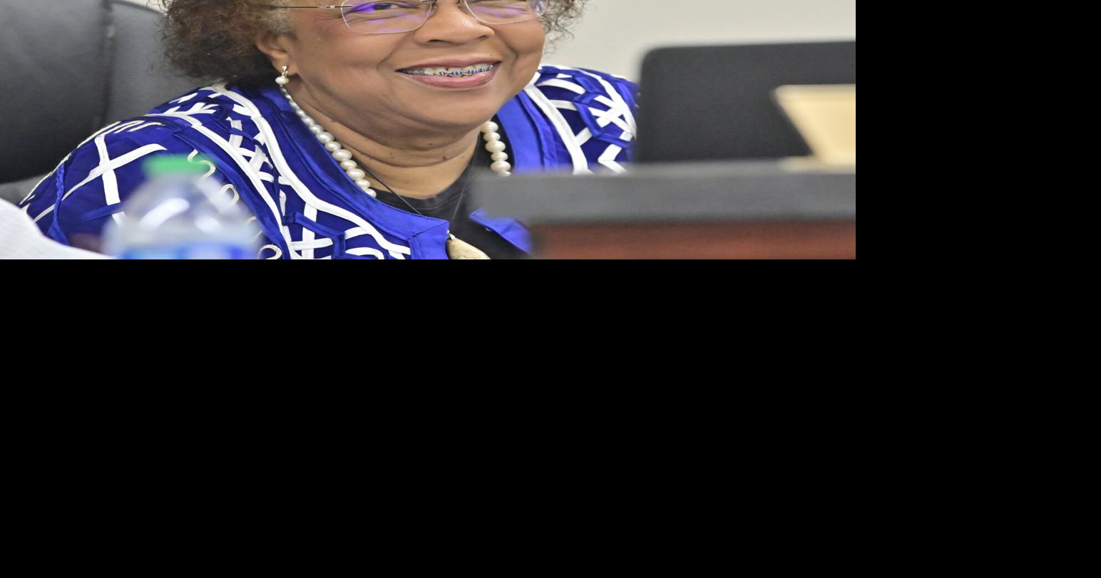 Elaine Wilson speaks at Business and Professional Women's Club ...