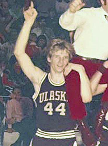 Barry Daulton named Citizens Bank Retro Athlete of the Week | Sports ...