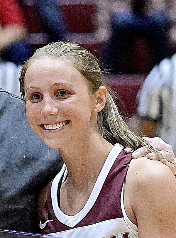 Caroline Oakes named Citizens Bank Athlete of the Week | Sports | somerset-kentucky.com