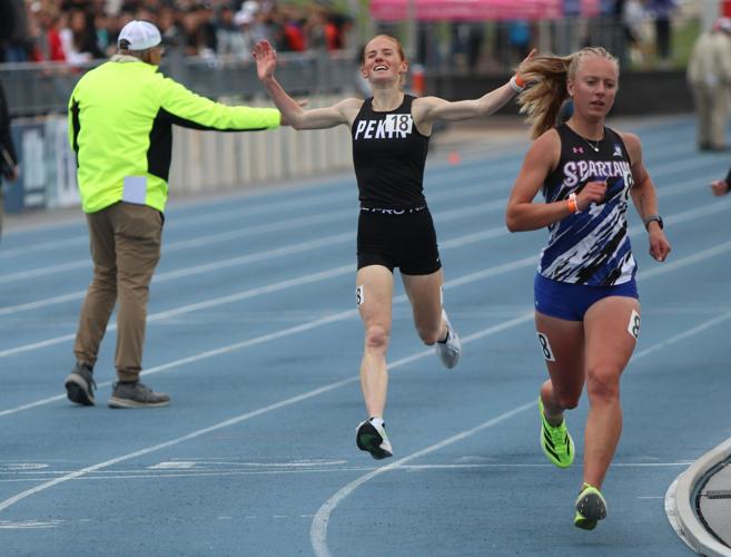 Pekin standouts Anna Hadley, Chloe Glosser end careers on top | Pekin ...