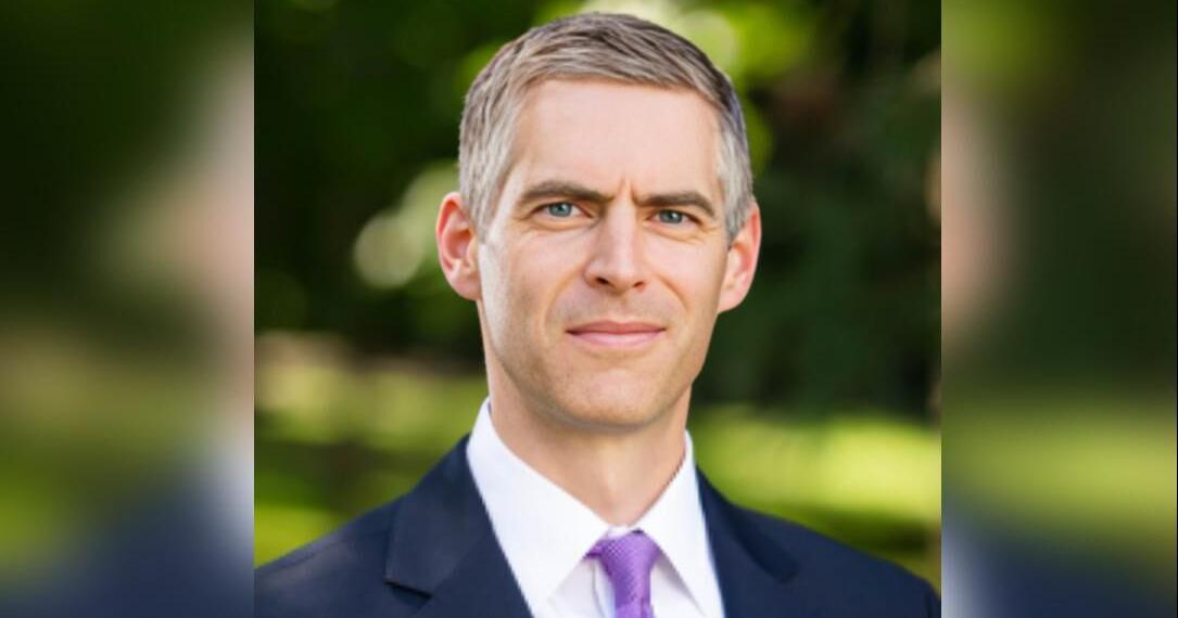 Illinois woman finds relief after complex surgery for rare uterine anomaly