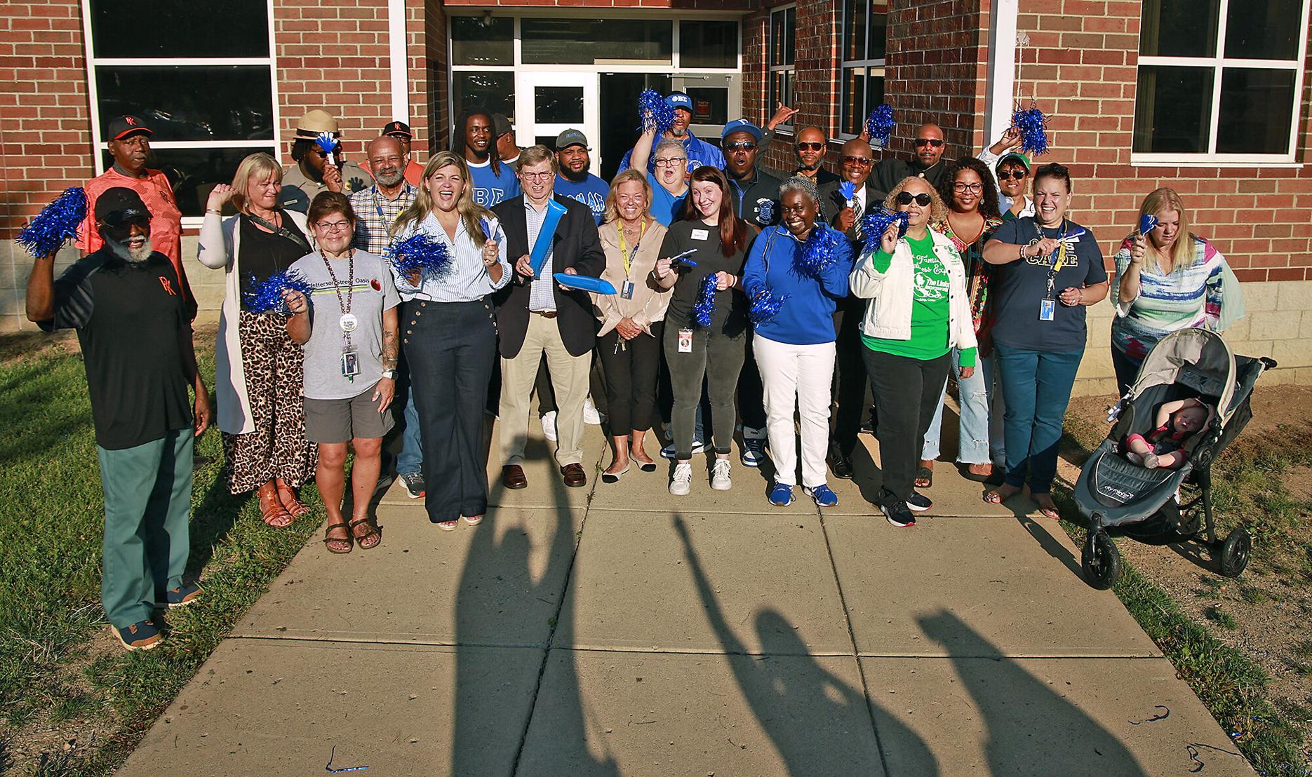 Springfield first day of school: See how elementary celebrates with ...