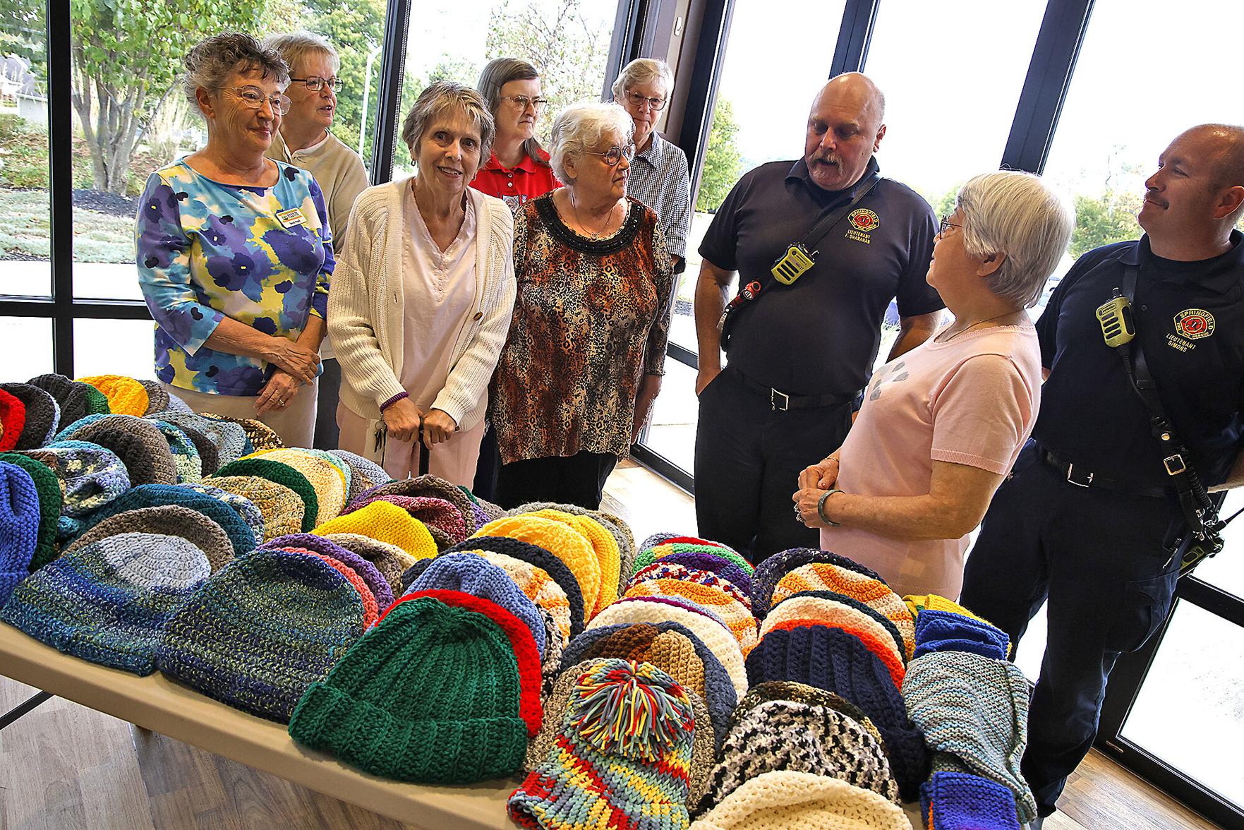 Springfield Masonic Community members knit hats to share with people in ...