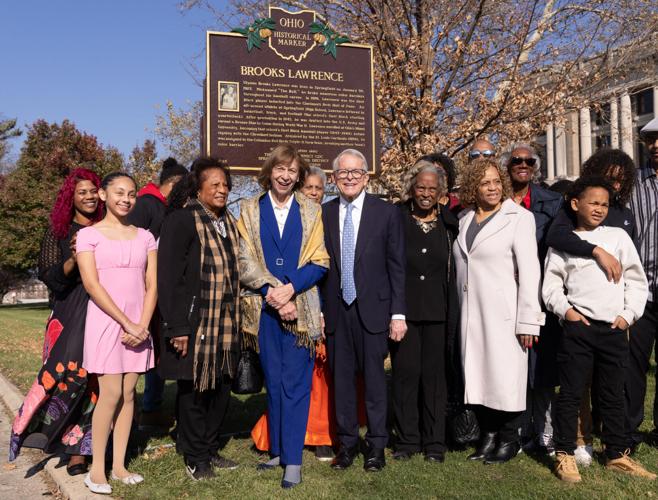 Historical marker unveiled in Springfield for sports legend Brooks ...