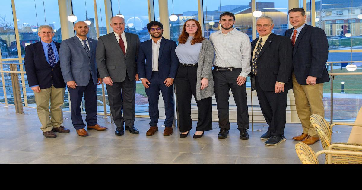 Casey visits Lycoming College | Local News | standard-journal.com